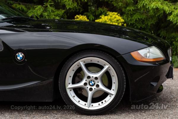 Black BMW Z4 2003 in Tallinn, with an engine capacity of 3.00 L and mileage of 225 thousand km for 13199 €, photo 3 on AUTOMOTO.COM.LV