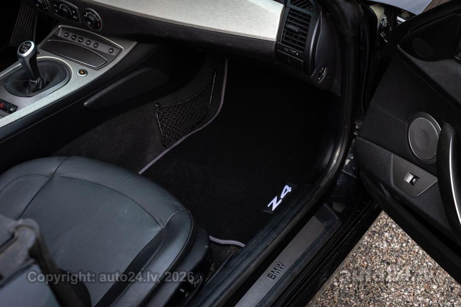 Melns BMW Z4 2003 Tallina, ar dzinēja tilpumu 3.00 L un nobraukumu 225 tūkst. km par 13199 €, foto 11 vietnē AUTOMOTO.COM.LV
