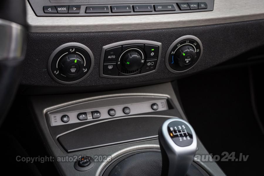 Melns BMW Z4 2003 Tallina, ar dzinēja tilpumu 3.00 L un nobraukumu 225 tūkst. km par 13199 €, foto 12 vietnē AUTOMOTO.COM.LV