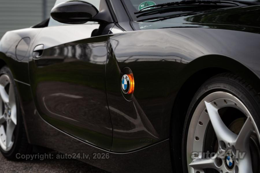 Melns BMW Z4 2003 Tallina, ar dzinēja tilpumu 3.00 L un nobraukumu 225 tūkst. km par 13199 €, foto 14 vietnē AUTOMOTO.COM.LV