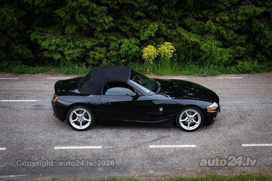Melns BMW Z4 2003 Tallina, ar dzinēja tilpumu 3.00 L un nobraukumu 225 tūkst. km par 13199 €, foto 16 vietnē AUTOMOTO.COM.LV