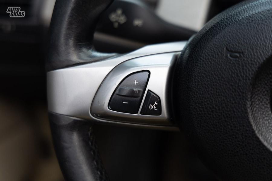 Melns BMW Z4 2003 Viļņa, ar dzinēja tilpumu 2.20 L un nobraukumu 240 tūkst. km par 6999 €, foto 16 vietnē AUTOMOTO.COM.LV