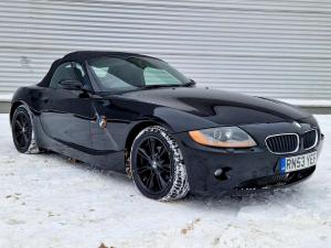 Melns BMW Z4 2004 Viļņa, ar dzinēja tilpumu 2.49 L un nobraukumu 120 tūkst. km par 3500 €, foto 3 vietnē AUTOMOTO.COM.LV