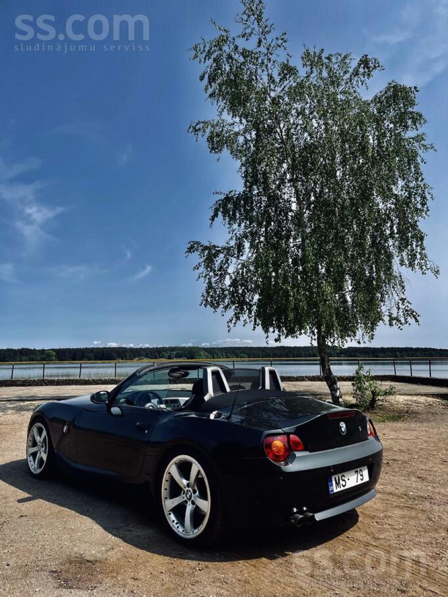 Melns BMW Z4 2004 Rīga, ar dzinēja tilpumu 2.20 L un nobraukumu 303 tūkst. km par 6700 €, foto 2 vietnē AUTOMOTO.COM.LV