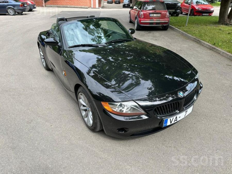 Черный БМВ Зет 4 2004 в Рига, объемом двигателя 3.00 л и пробегом 174 тыс. км за 11600 €, фото 1 на AUTOMOTO.COM.LV