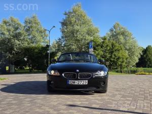 Black BMW Z4 2004 in Dobele, with an engine capacity of 2.20 L and mileage of 312 thousand km for 7300 €, photo  on AUTOMOTO.COM.LV