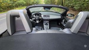 Melns BMW Z4 2004 Viļņa, ar dzinēja tilpumu 2.49 L un nobraukumu 215 tūkst. km par 6900 €, foto 6 vietnē AUTOMOTO.COM.LV