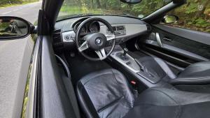 Melns BMW Z4 2004 Viļņa, ar dzinēja tilpumu 2.49 L un nobraukumu 215 tūkst. km par 6900 €, foto 7 vietnē AUTOMOTO.COM.LV