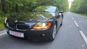 Melns BMW Z4 2004 Viļņa, ar dzinēja tilpumu 2.49 L un nobraukumu 215 tūkst. km par 6900 €, foto 13 vietnē AUTOMOTO.COM.LV