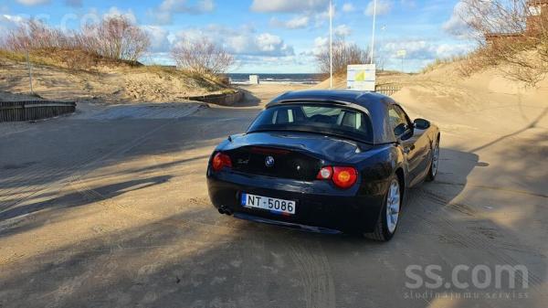 Melns BMW Z4 2004 Rīga, ar dzinēja tilpumu 2.20 L un nobraukumu 230 tūkst. km par 9900 €, foto 4 vietnē AUTOMOTO.COM.LV