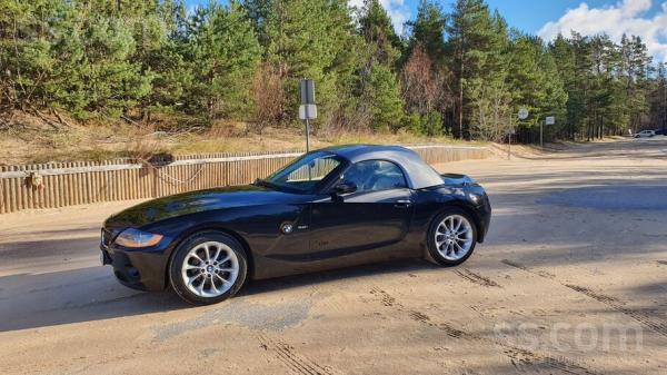 Melns BMW Z4 2004 Rīga, ar dzinēja tilpumu 2.20 L un nobraukumu 230 tūkst. km par 9900 €, foto 6 vietnē AUTOMOTO.COM.LV