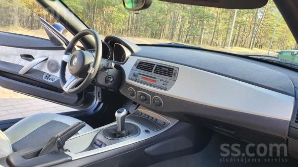 Melns BMW Z4 2004 Rīga, ar dzinēja tilpumu 2.20 L un nobraukumu 230 tūkst. km par 9900 €, foto 7 vietnē AUTOMOTO.COM.LV