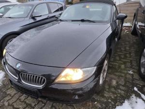 Black BMW Z4 2005 in Marijampole, with an engine capacity of 0.00 L and mileage of 250 thousand km for 4200 €, photo 4 on AUTOMOTO.COM.LV