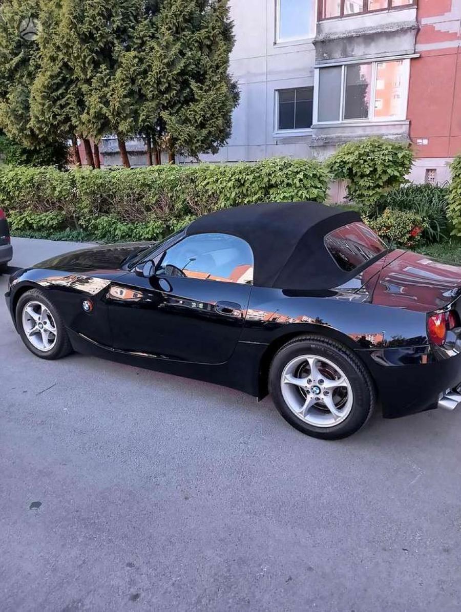 Black BMW Z4 2005 in Taurage, with an engine capacity of 2.17 L and mileage of 190 thousand km for 5900 €, photo 11 on AUTOMOTO.COM.LV