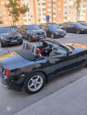 Black BMW Z4 2005 in Taurage, with an engine capacity of 2.17 L and mileage of 190 thousand km for 5900 €, photo 14 on AUTOMOTO.COM.LV