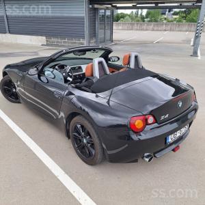 Black BMW Z4 2005 in Riga, with an engine capacity of 2.00 L and mileage of 134 thousand km for 6500 €, photo 5 on AUTOMOTO.COM.LV