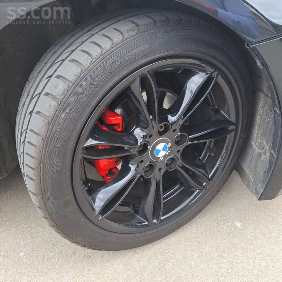 Black BMW Z4 2005 in Riga, with an engine capacity of 2.00 L and mileage of 134 thousand km for 6500 €, photo 6 on AUTOMOTO.COM.LV