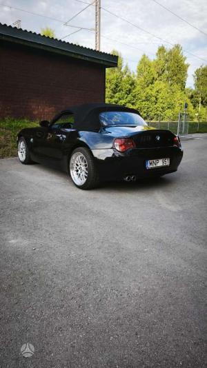 Melns BMW Z4 2006 Šauļi, ar dzinēja tilpumu 3.00 L un nobraukumu 176 tūkst. km par 14800 €, foto 3 vietnē AUTOMOTO.COM.LV