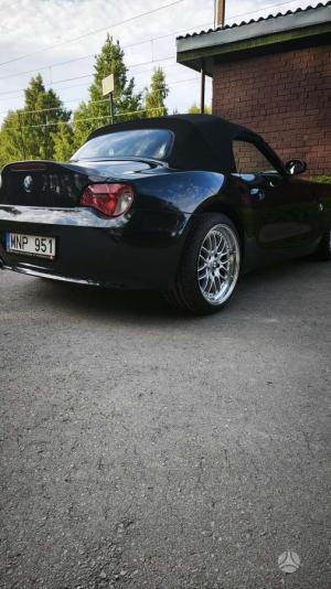 Melns BMW Z4 2006 Šauļi, ar dzinēja tilpumu 3.00 L un nobraukumu 176 tūkst. km par 14800 €, foto 4 vietnē AUTOMOTO.COM.LV