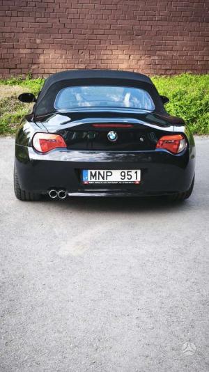 Melns BMW Z4 2006 Šauļi, ar dzinēja tilpumu 3.00 L un nobraukumu 176 tūkst. km par 14800 €, foto 5 vietnē AUTOMOTO.COM.LV