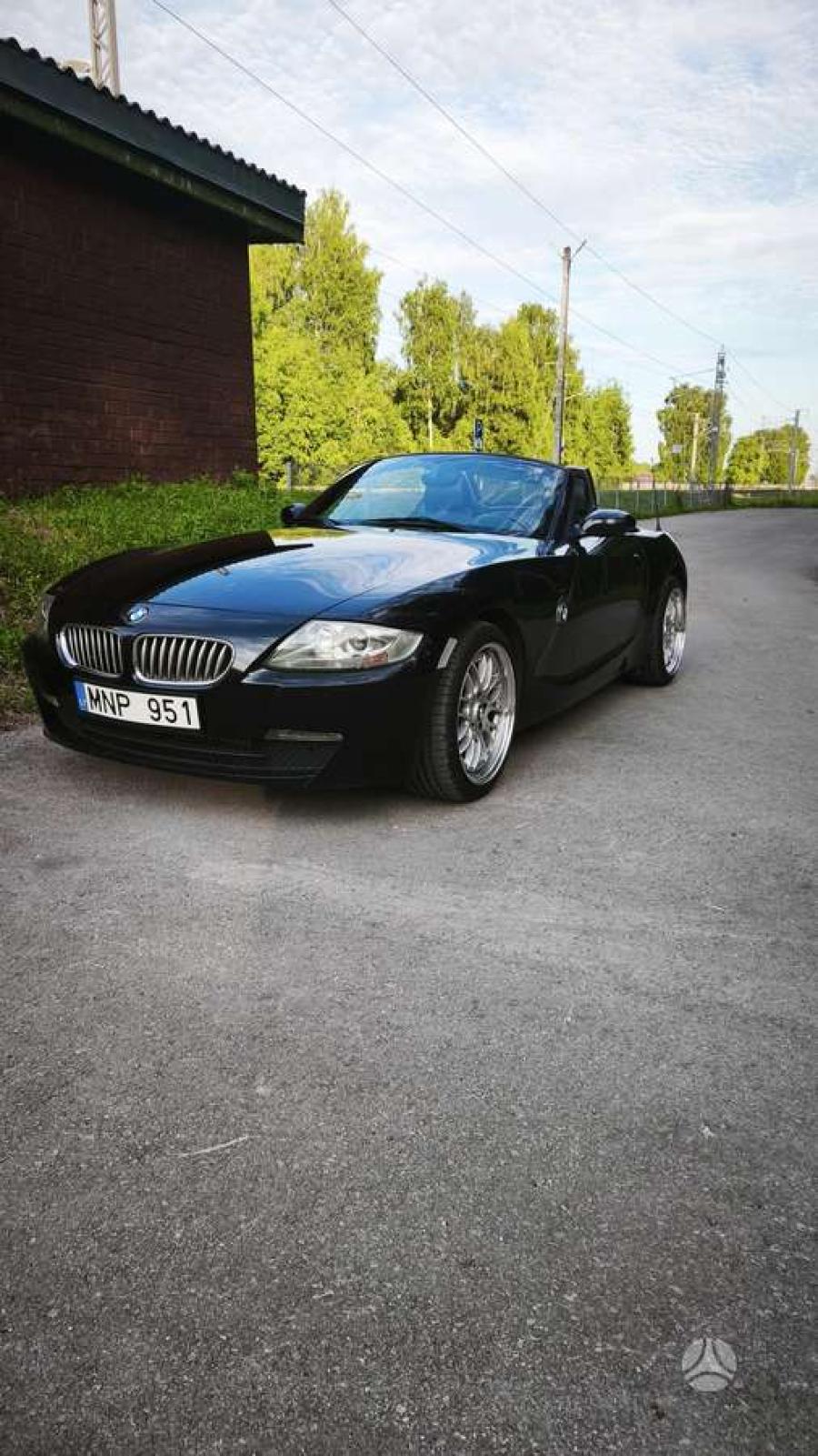 Melns BMW Z4 2006 Šauļi, ar dzinēja tilpumu 3.00 L un nobraukumu 176 tūkst. km par 14800 €, foto 8 vietnē AUTOMOTO.COM.LV