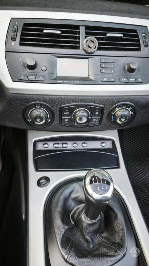 Melns BMW Z4 2006 Šauļi, ar dzinēja tilpumu 3.00 L un nobraukumu 176 tūkst. km par 14800 €, foto 12 vietnē AUTOMOTO.COM.LV
