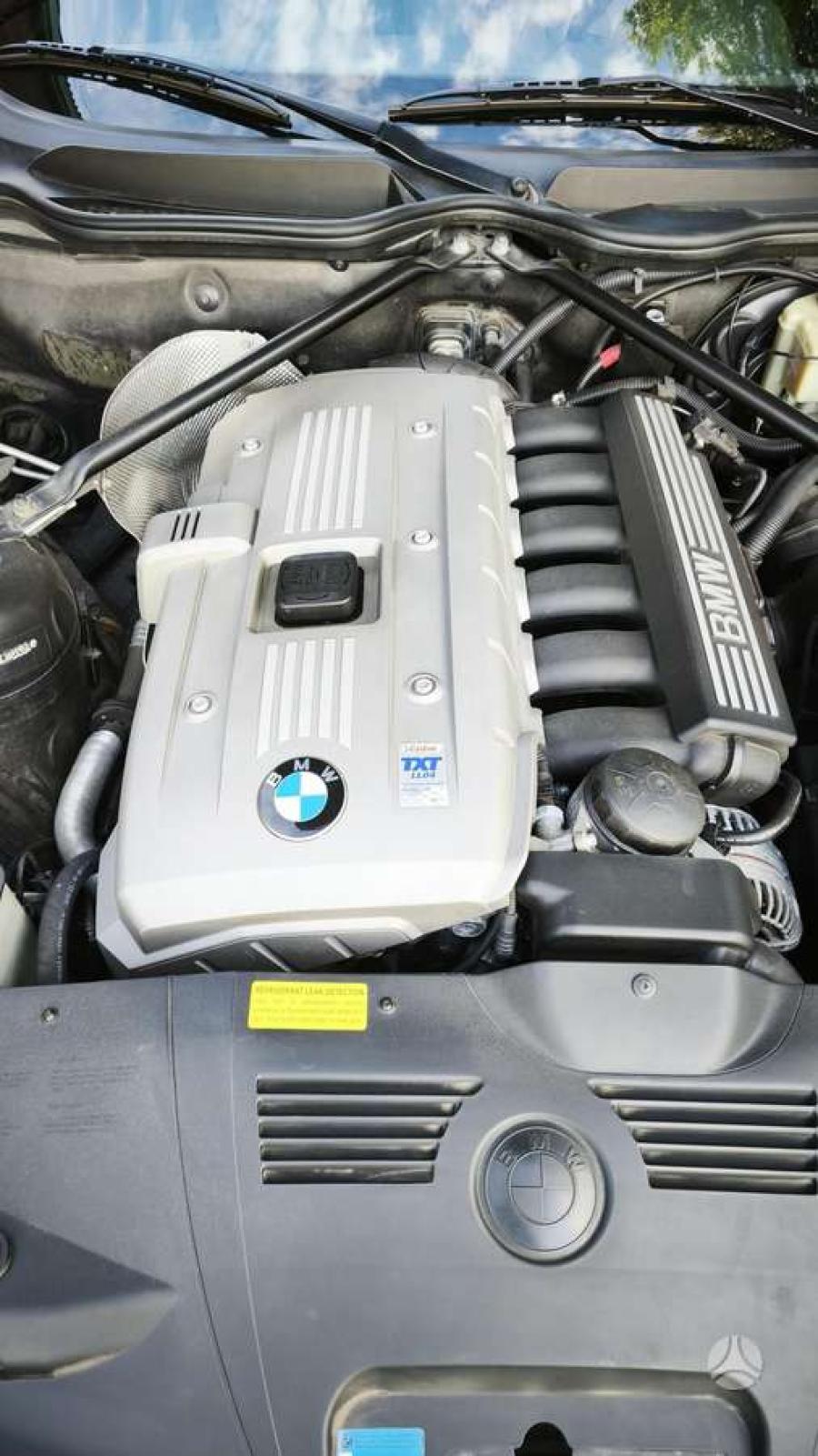 Melns BMW Z4 2006 Šauļi, ar dzinēja tilpumu 3.00 L un nobraukumu 176 tūkst. km par 14800 €, foto 13 vietnē AUTOMOTO.COM.LV