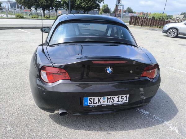 Melns BMW Z4 2007 Marijampole, ar dzinēja tilpumu 2.17 L un nobraukumu 299 tūkst. km par 6999 €, foto 4 vietnē AUTOMOTO.COM.LV