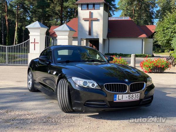 Melns BMW Z4 2012 Rīga, ar dzinēja tilpumu 2.50 L un nobraukumu 160 tūkst. km par 16500 €, foto 1 vietnē AUTOMOTO.COM.LV