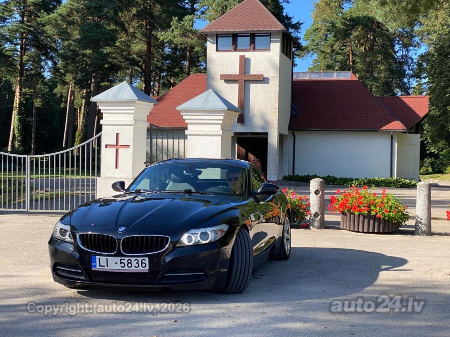 Melns BMW Z4 2012 Rīga, ar dzinēja tilpumu 2.50 L un nobraukumu 160 tūkst. km par 16500 €, foto 3 vietnē AUTOMOTO.COM.LV