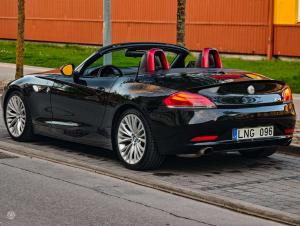 Melns BMW Z4 2012 Šauļi, ar dzinēja tilpumu 3.00 L un nobraukumu 142 tūkst. km par 12900 €, foto 5 vietnē AUTOMOTO.COM.LV