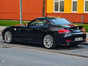 Melns BMW Z4 2012 Šauļi, ar dzinēja tilpumu 3.00 L un nobraukumu 142 tūkst. km par 12900 €, foto 10 vietnē AUTOMOTO.COM.LV