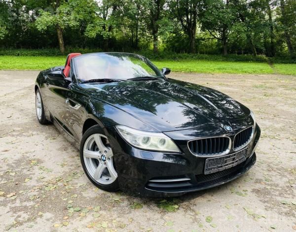Melns BMW Z4 2013 Rīga, ar dzinēja tilpumu 2.00 L un nobraukumu 0 tūkst. km par 15500 €, foto 1 vietnē AUTOMOTO.COM.LV