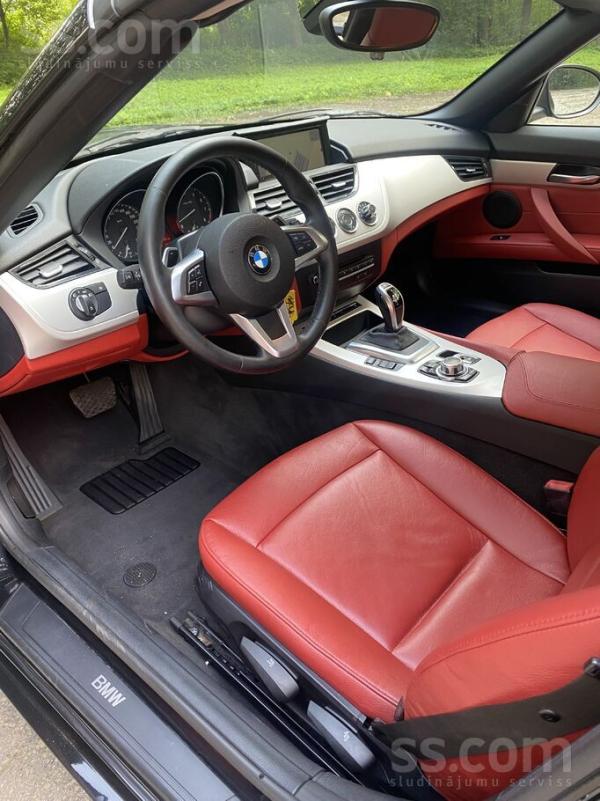 Melns BMW Z4 2013 Rīga, ar dzinēja tilpumu 2.00 L un nobraukumu 0 tūkst. km par 15500 €, foto 6 vietnē AUTOMOTO.COM.LV