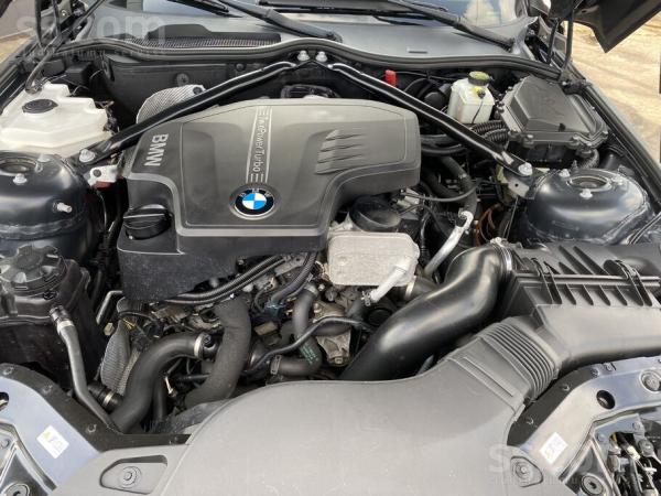 Black BMW Z4 2013 in Riga, with an engine capacity of 2.00 L and mileage of 0 thousand km for 15500 €, photo 8 on AUTOMOTO.COM.LV