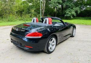 Melns BMW Z4 2013 Rīga, ar dzinēja tilpumu 2.00 L un nobraukumu 0 tūkst. km par 13990 €, foto 5 vietnē AUTOMOTO.COM.LV