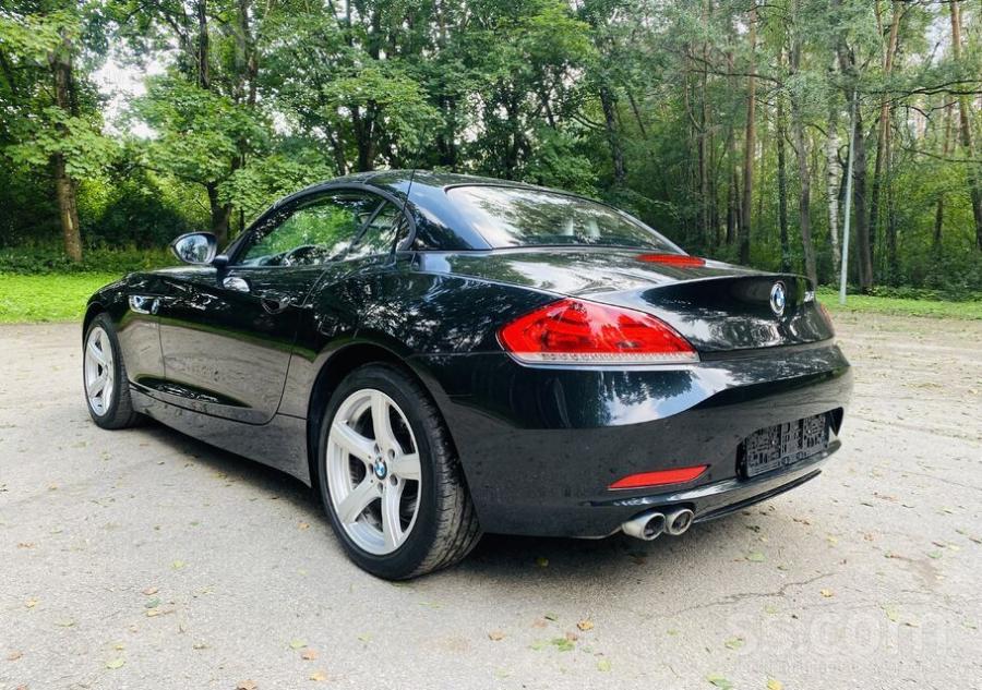 Melns BMW Z4 2013 Rīga, ar dzinēja tilpumu 2.00 L un nobraukumu 0 tūkst. km par 13990 €, foto 13 vietnē AUTOMOTO.COM.LV