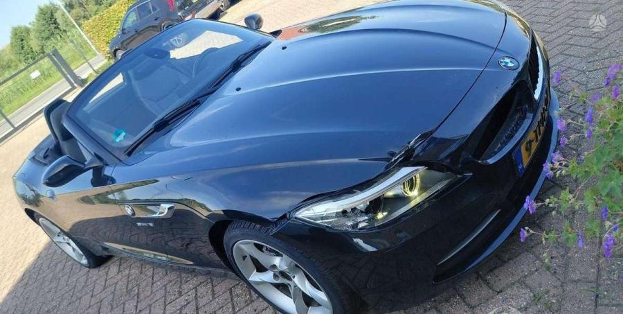 Melns BMW Z4 2014 Kauņa, ar dzinēja tilpumu 2.00 L un nobraukumu 148 tūkst. km par 8990 €, foto 6 vietnē AUTOMOTO.COM.LV