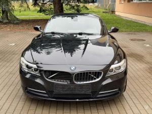 Black BMW Z4 2014 in Kaunas, with an engine capacity of 2.00 L and mileage of 167 thousand km for 9999 €, photo 3 on AUTOMOTO.COM.LV