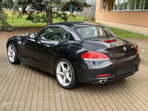 Black BMW Z4 2014 in Kaunas, with an engine capacity of 2.00 L and mileage of 167 thousand km for 9999 €, photo 7 on AUTOMOTO.COM.LV