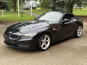 Black BMW Z4 2014 in Kaunas, with an engine capacity of 2.00 L and mileage of 167 thousand km for 9999 €, photo 8 on AUTOMOTO.COM.LV