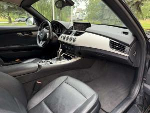 Black BMW Z4 2014 in Kaunas, with an engine capacity of 2.00 L and mileage of 167 thousand km for 9999 €, photo 19 on AUTOMOTO.COM.LV