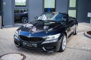 Black BMW Z4 2015 in Kaunas, with an engine capacity of 1.99 L and mileage of 222 thousand km for 15950 €, photo 6 on AUTOMOTO.COM.LV