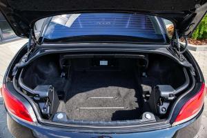 Black BMW Z4 2015 in Kaunas, with an engine capacity of 1.99 L and mileage of 222 thousand km for 15950 €, photo 19 on AUTOMOTO.COM.LV