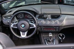 Black BMW Z4 2015 in Kaunas, with an engine capacity of 2.00 L and mileage of 222 thousand km for 15950 €, photo 22 on AUTOMOTO.COM.LV