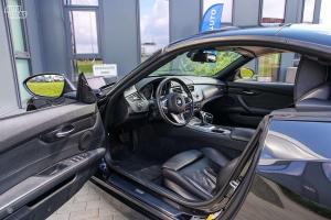Black BMW Z4 2015 in Kaunas, with an engine capacity of 2.00 L and mileage of 222 thousand km for 15950 €, photo 27 on AUTOMOTO.COM.LV