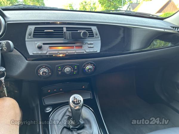 Melns BMW Z4 2007 Tallina, ar dzinēja tilpumu 3.00 L un nobraukumu 83 tūkst. km par 25000 €, foto 6 vietnē AUTOMOTO.COM.LV