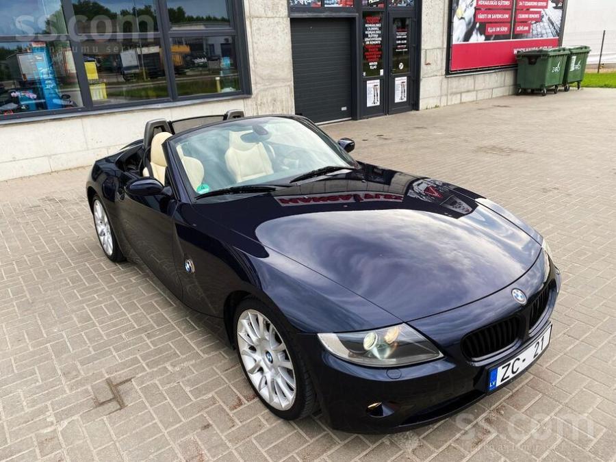 Blue BMW Z4 2005 in Cesis, with an engine capacity of 2.20 L and mileage of 235 thousand km for 8600 €, photo 5 on AUTOMOTO.COM.LV