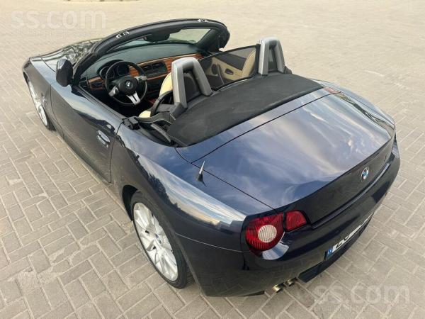 Blue BMW Z4 2005 in Cesis, with an engine capacity of 2.20 L and mileage of 235 thousand km for 8600 €, photo 9 on AUTOMOTO.COM.LV