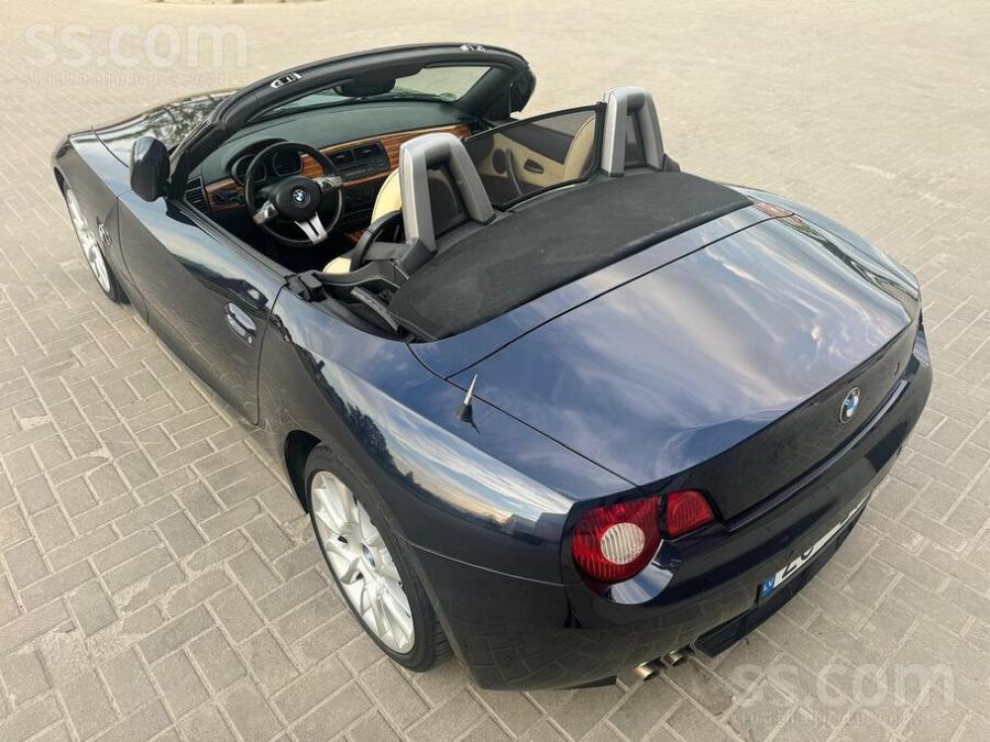 Blue BMW Z4 2005 in Cesis, with an engine capacity of 2.20 L and mileage of 235 thousand km for 8600 €, photo 10 on AUTOMOTO.COM.LV